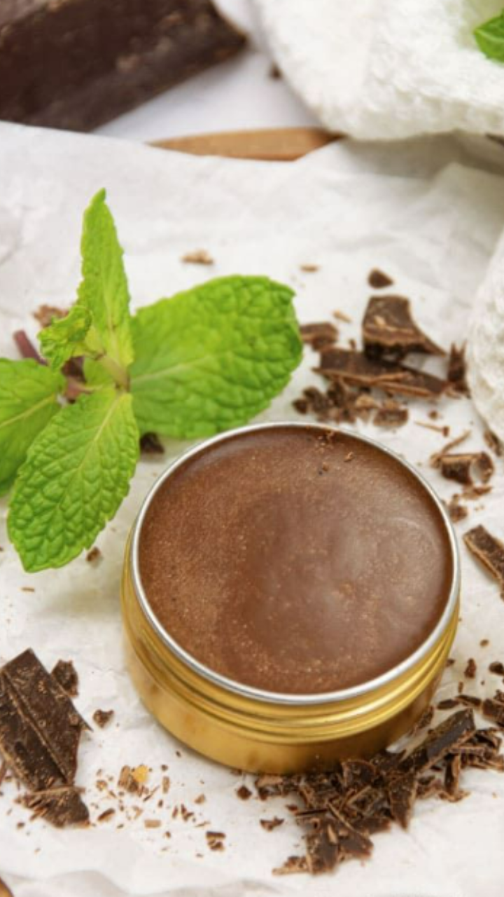 Homemade Cocoa Lip Balm