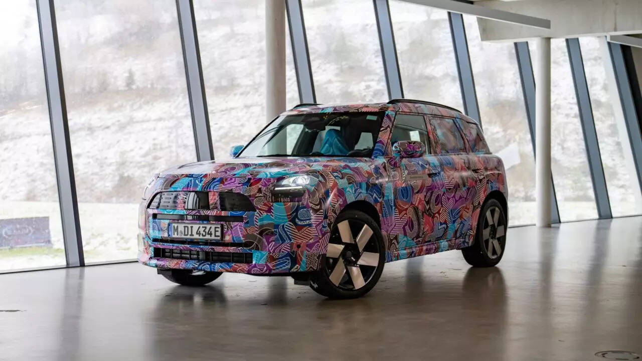 Future Mini Revealed: Design Of The Futuristic Mini Lineup Out ...