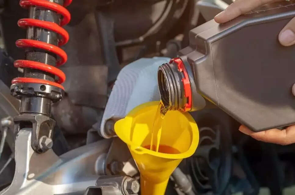 10 Basics Of Motorcycle Servicing That You Must Know | Tips And Tricks ...