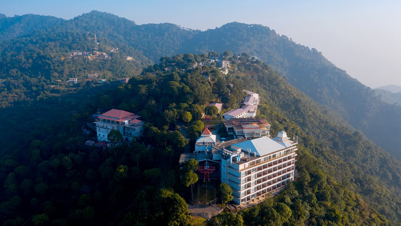 Discover Extraordinary Resorts for an Unforgettable Summer Escape ...