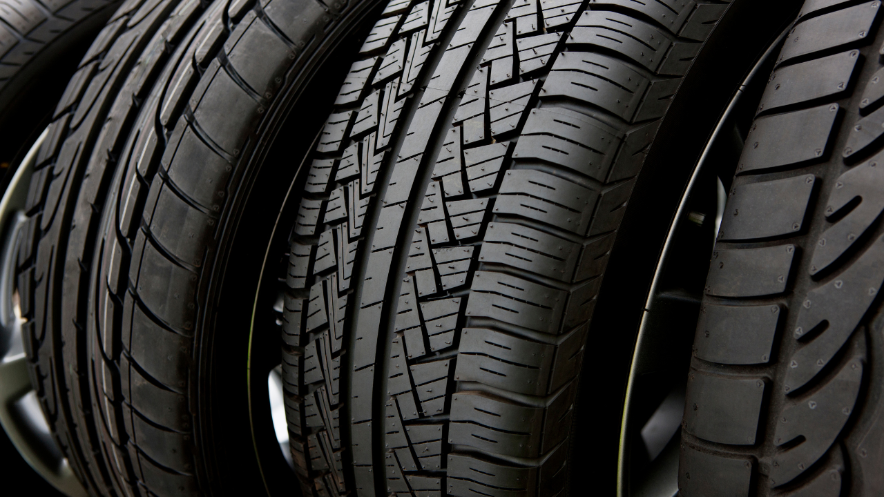 How To Choose The Right Tyre For Your SUV: Tyre Guide For Beginners ...