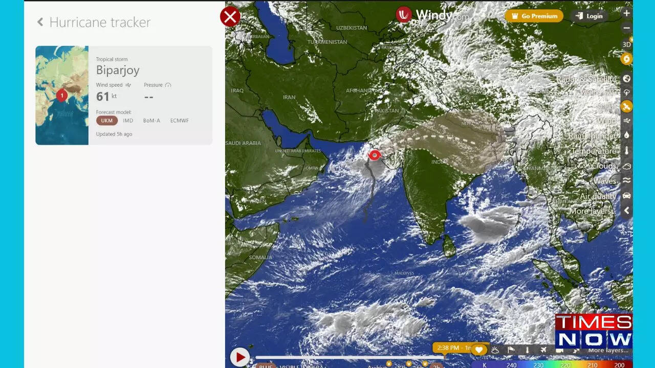 BIPARJOY Landfall Alert: Track Cyclone Biparjoy in Realtime on Phone ...