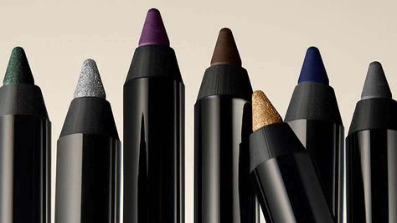 Kajal Or Surma: Know Which is Better For Your Eyes | Lifestyle News ...