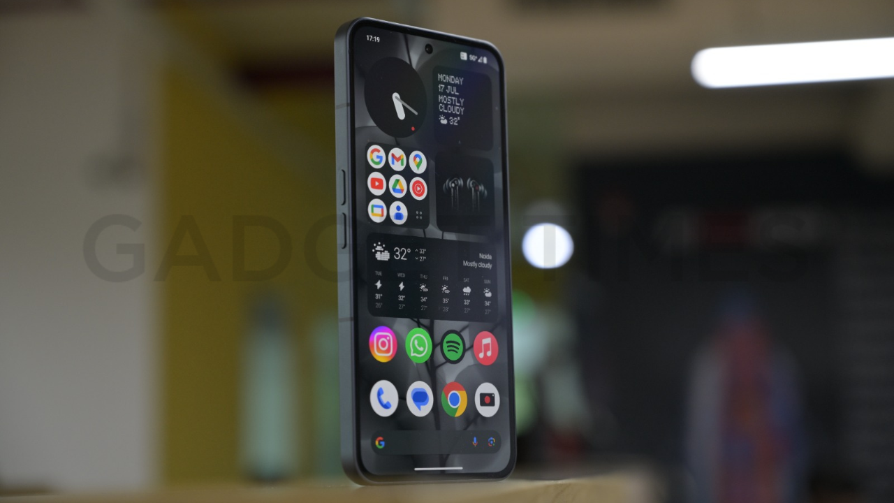 Nothing Phone (2) First Impressions | Technology & Science News, Times Now