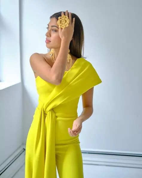 Meet Ashna Mehta, the Gorgeous Cousin of Shloka Mehta | Times Now