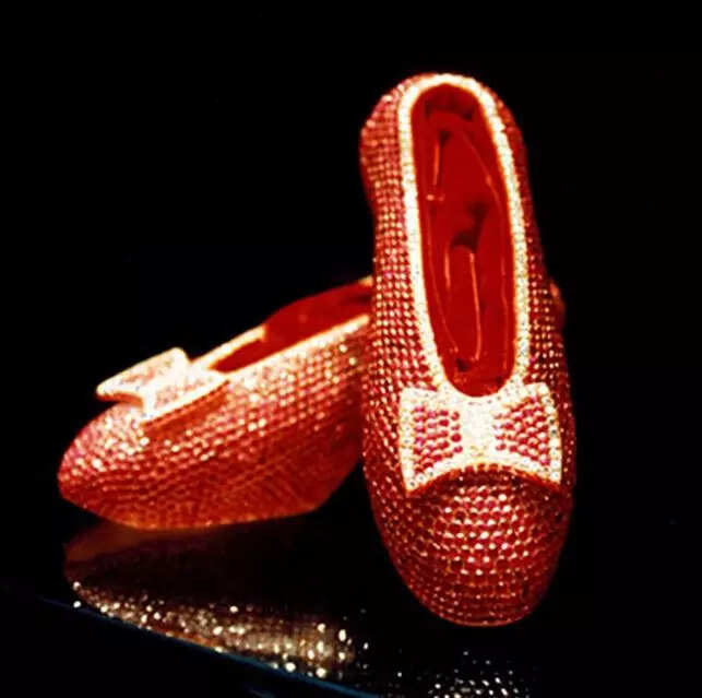 5 Fashionable Shoes In The World With Jaw- Dropping Price Tags | Luxury ...