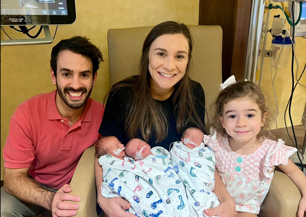 US Couple Welcomes "Spontaneous Triplets"- A One In 200 Million Rare ...