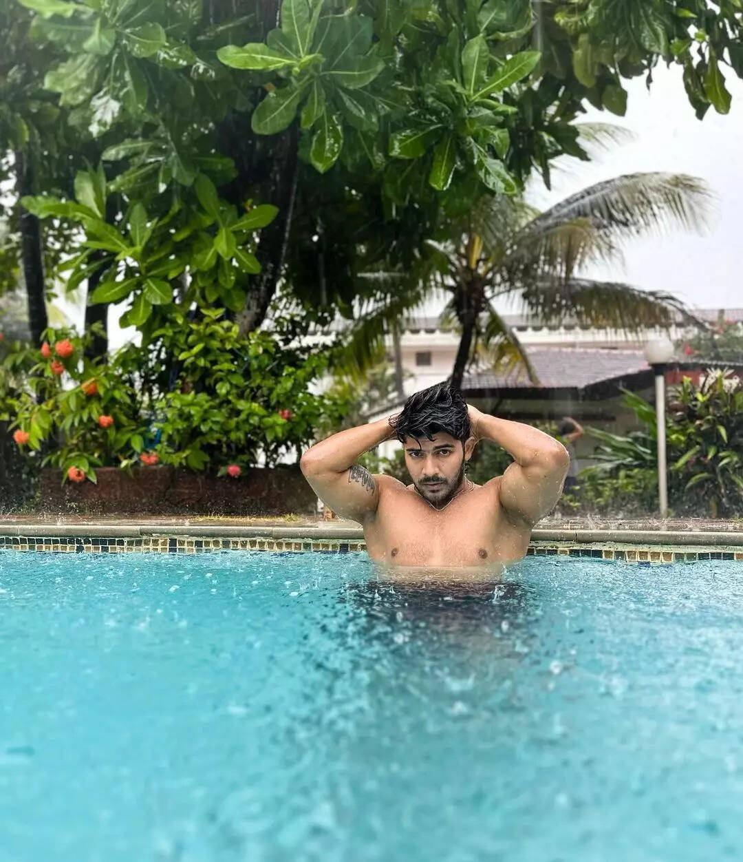 Girls, Sheezan Khan’s Shirtless Swimming Pool Pics Are A Heartstopper! | TV News, Times Now