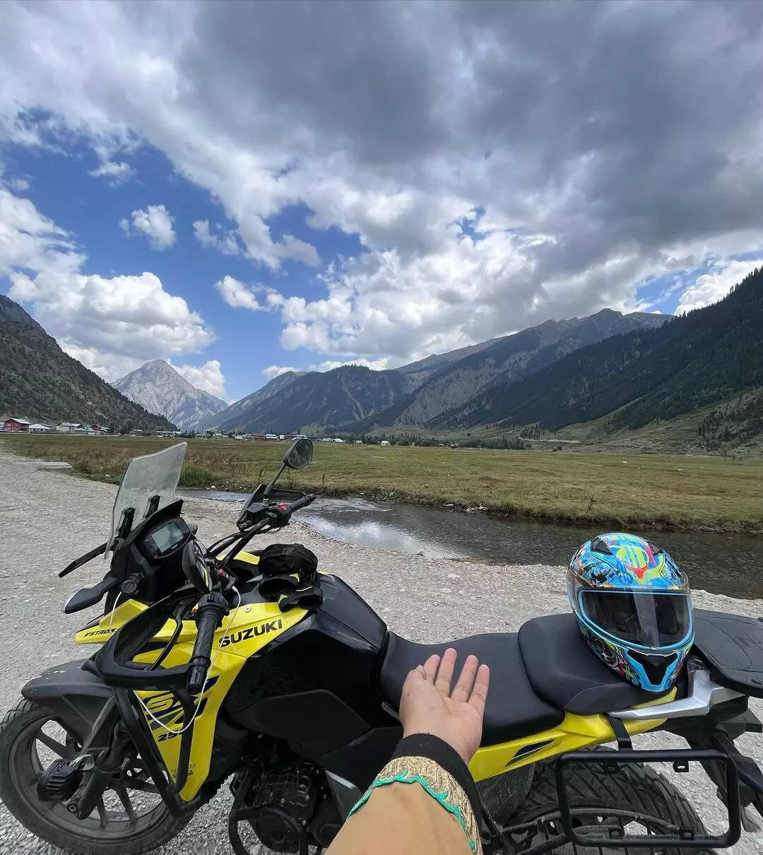 Riding Solo: This ‘Nomadic Hijabi Rider’ Is Breaking Biking Stereotypes ...