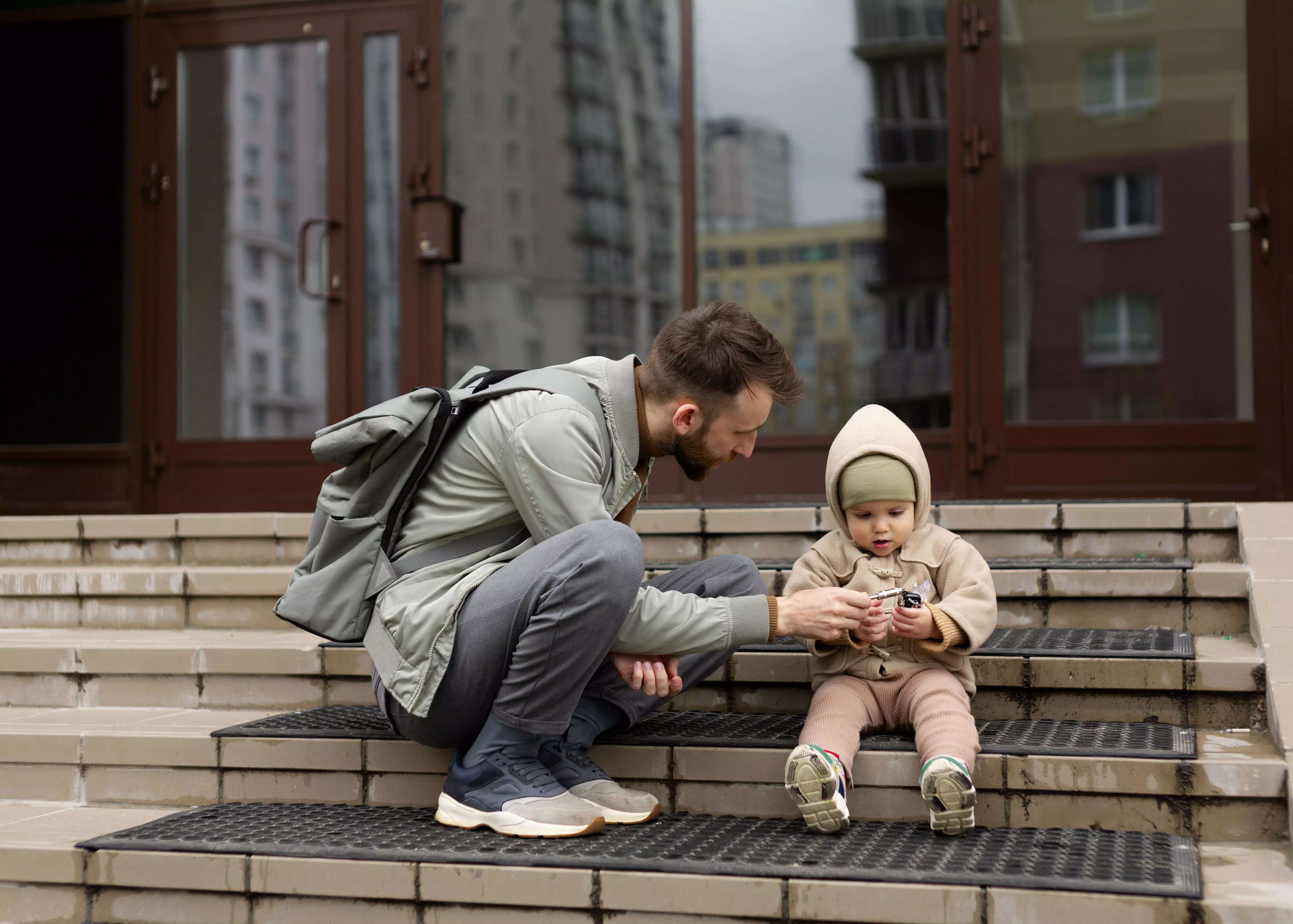 Poverty, Not Single Parenting, Crucial to Life Outcomes | Parents News ...