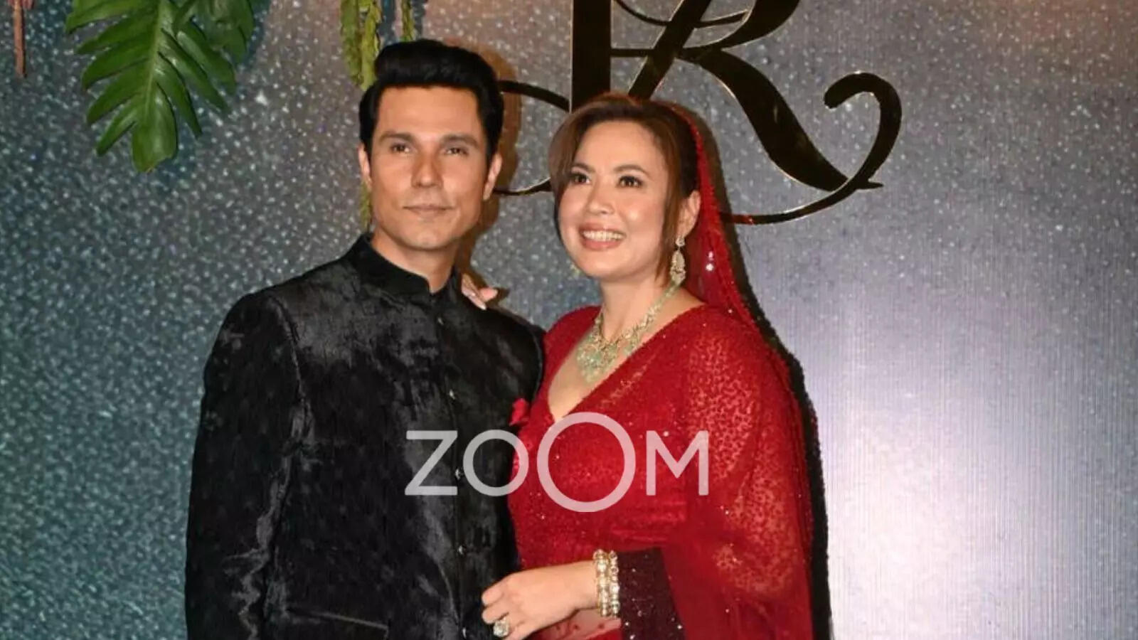Randeep Hooda-Lin Laishram Wedding Reception: Newlyweds Sparkle In ...