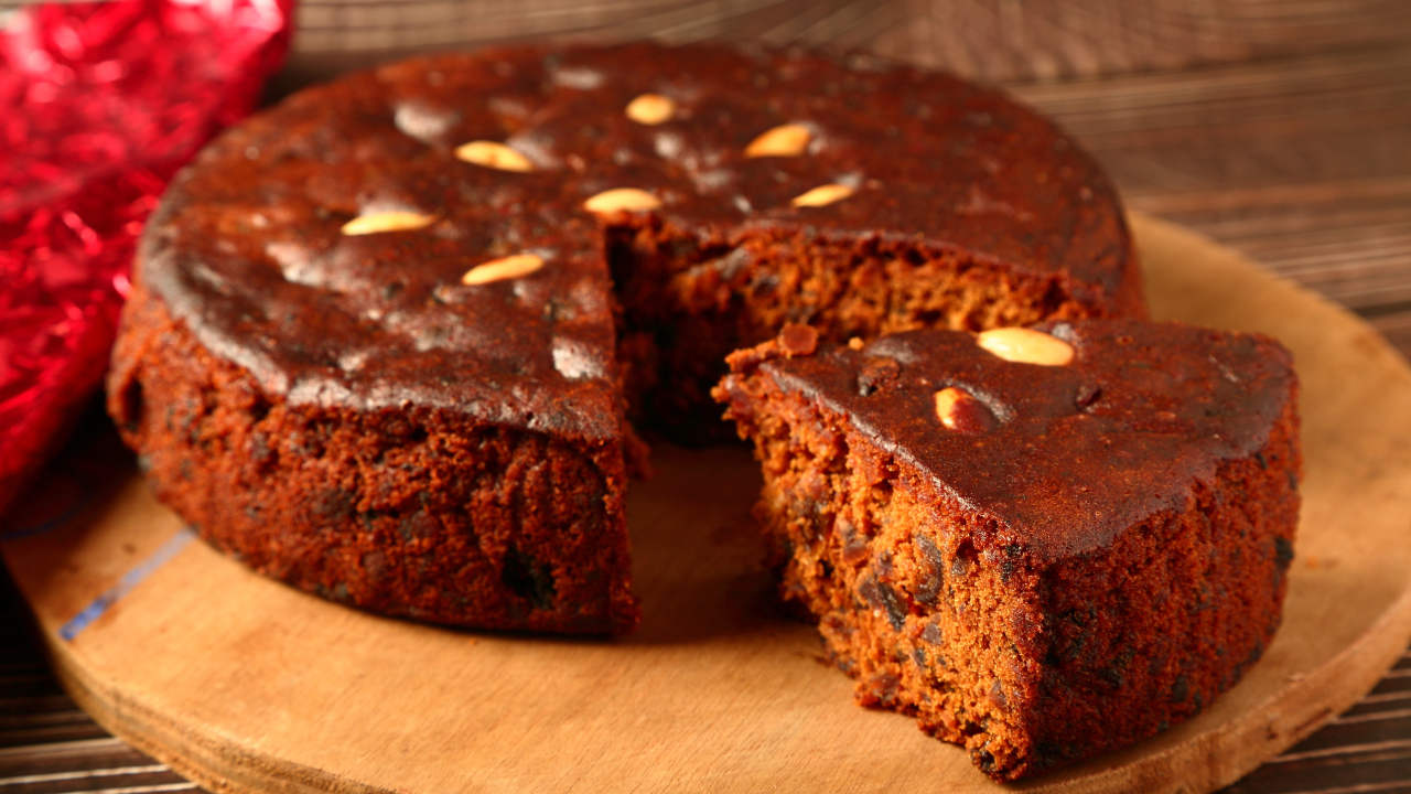 Plum Cake Recipe: Know Why You Shouldn't Wait Till The Last Minute To ...