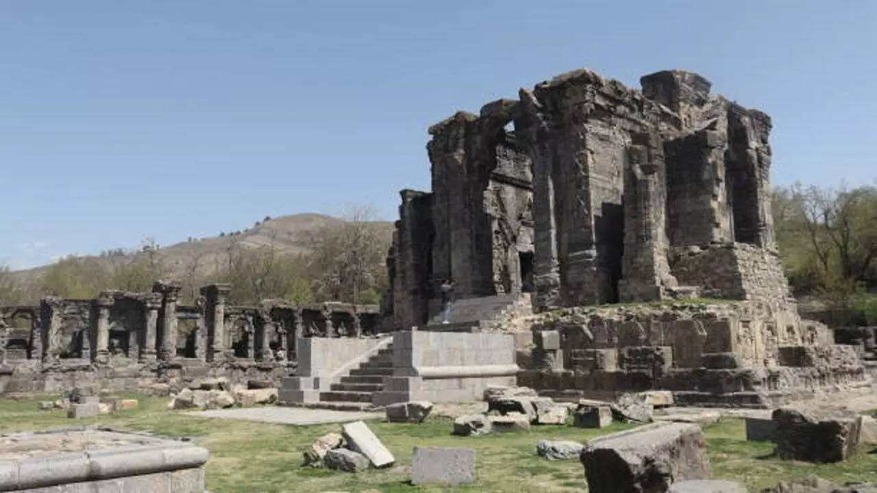 10 Unknown Facts About the Martand Sun Temple in Kashmir