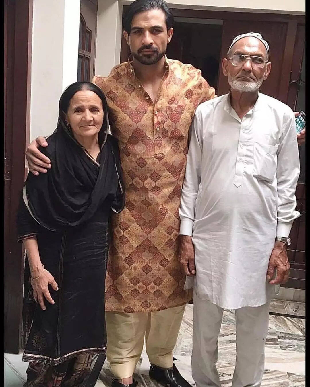 Exclusive! Mohammad Nazim’s New Year Goals Are All About His Family ...