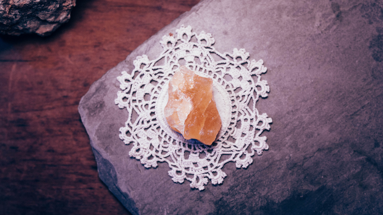7 Ways A Citrine Crystal Can Spark Your Creative Genius At Work | Home ...