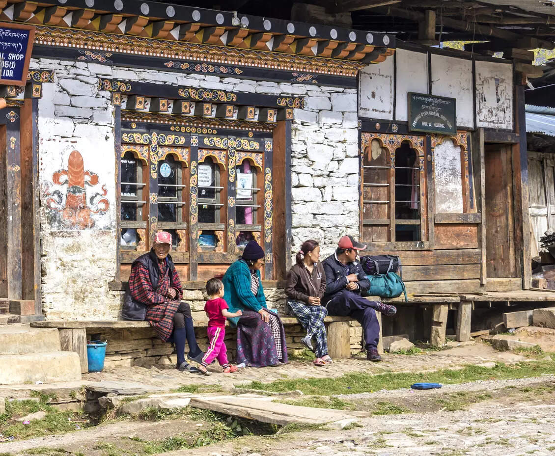 Bhutan: In Bhutan, Phalluses Adorn The Walls Of This Sleepy Village ...