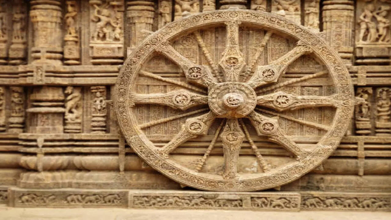 Konark Sun Temple: 10 Mysterious and Interesting Things About the Sun ...