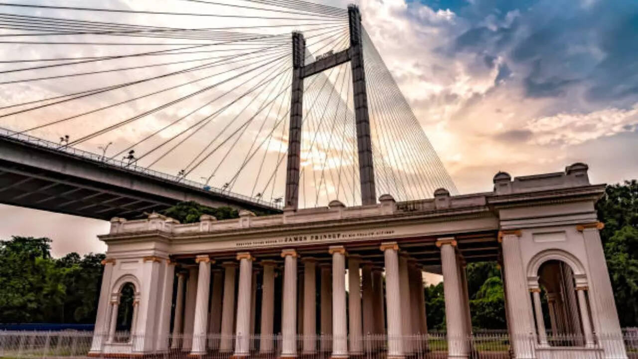 Kolkata Book Fair 2024: Heading To Kolkata Book Fair 2024? Bookmark ...