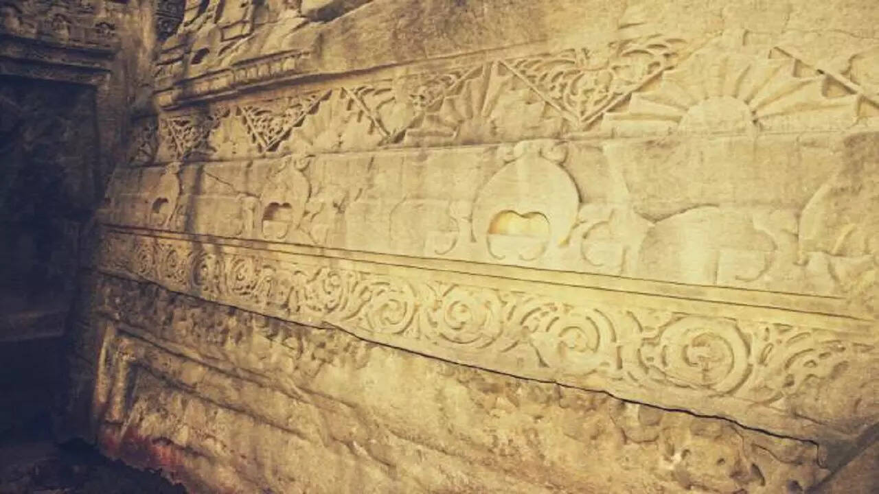 10 Fascinating Facts about the Masroor Rock Cut Temple