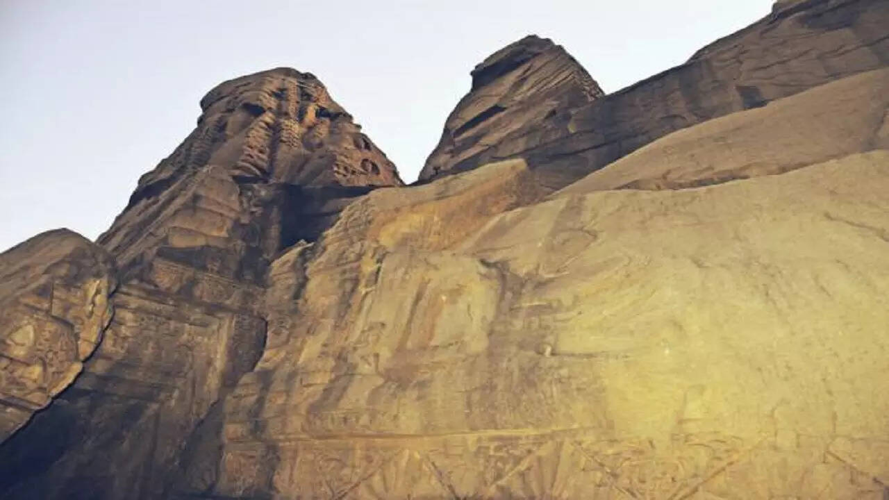 10 Fascinating Facts about the Masroor Rock Cut Temple