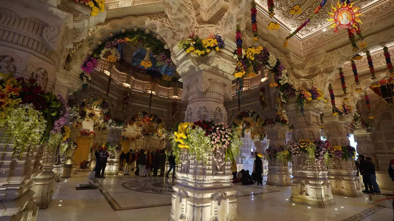 Ayodhya Temple Wrapped In Flowers, Illuminates Ahead Of Pran Pratistha ...
