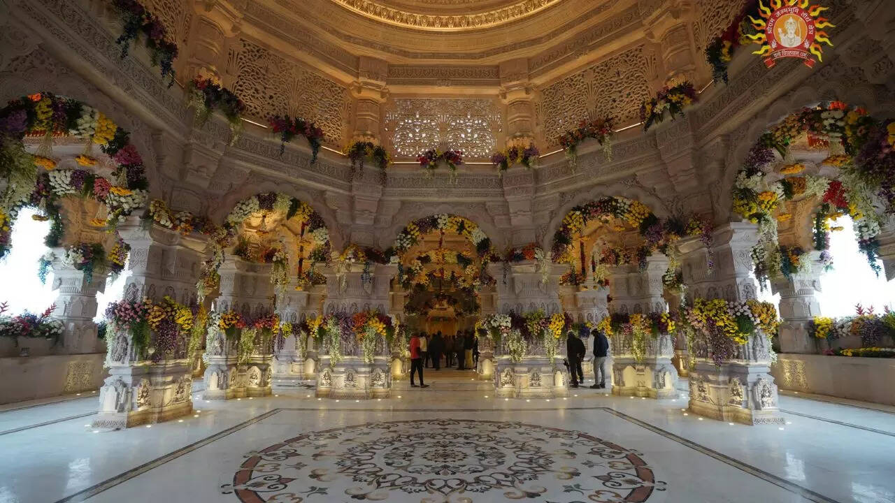 Ayodhya Temple Wrapped In Flowers, Illuminates Ahead Of Pran Pratistha ...