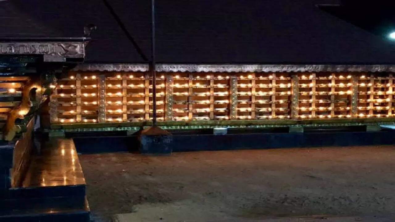 Unique Things about Poruvazhy Peruviruthy Malanada Temple