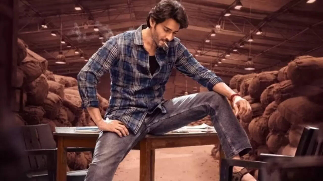 Guntur Kaaram Box Office Collection Day 14: Mahesh Babu's Family Entertainer Continues To See A ...