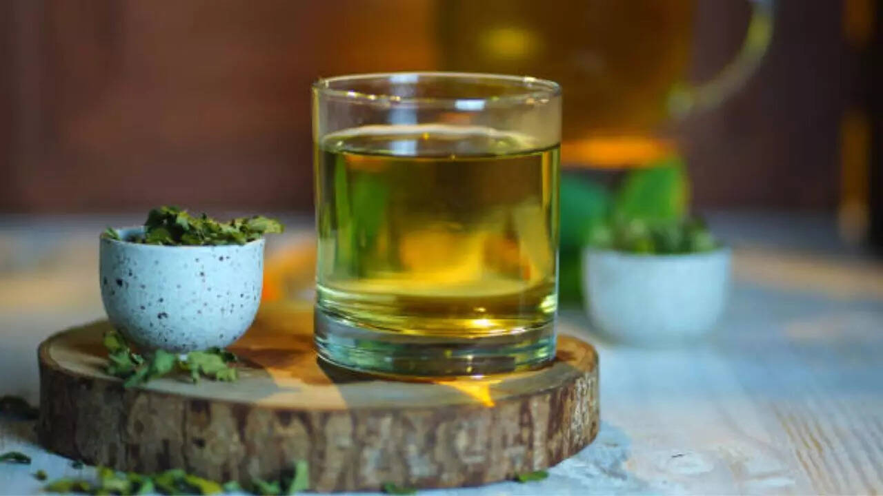 Moringa Water: Why Should You Drink Moringa Water On An Empty Stomach?