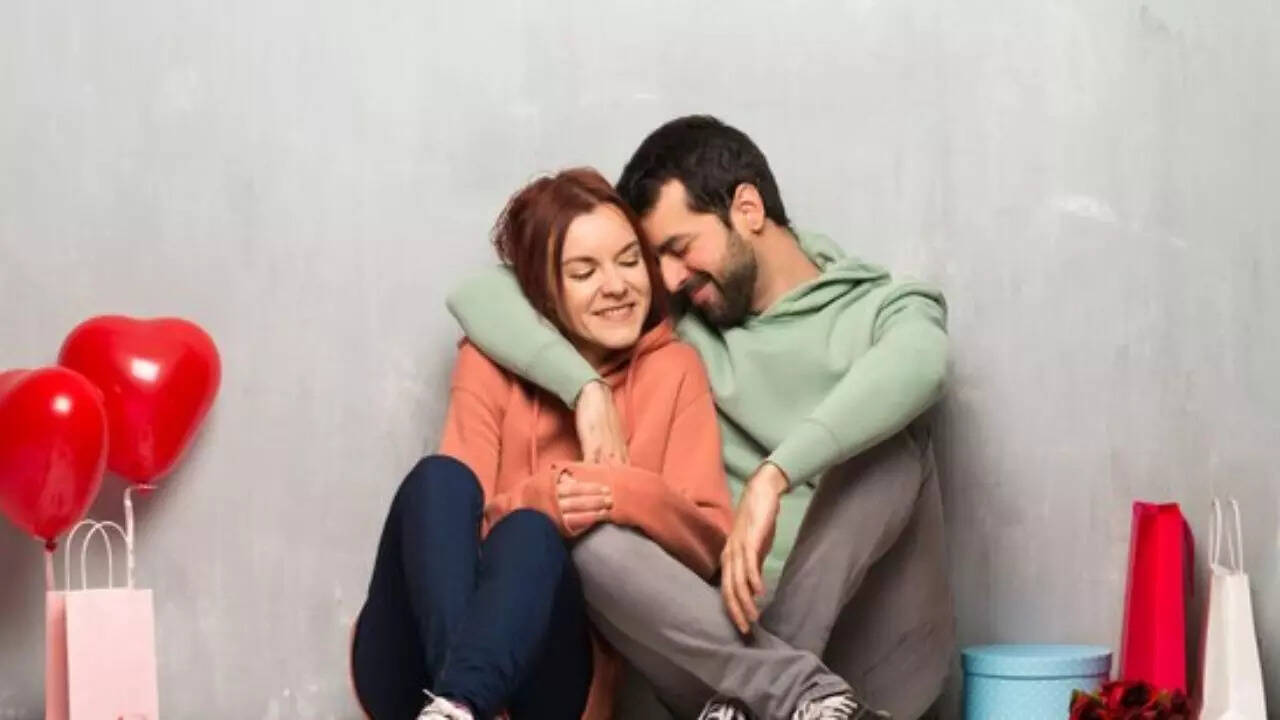 Happy Hug Day Wishes: Best Messages, Quotes, Wishes and Images To Share ...