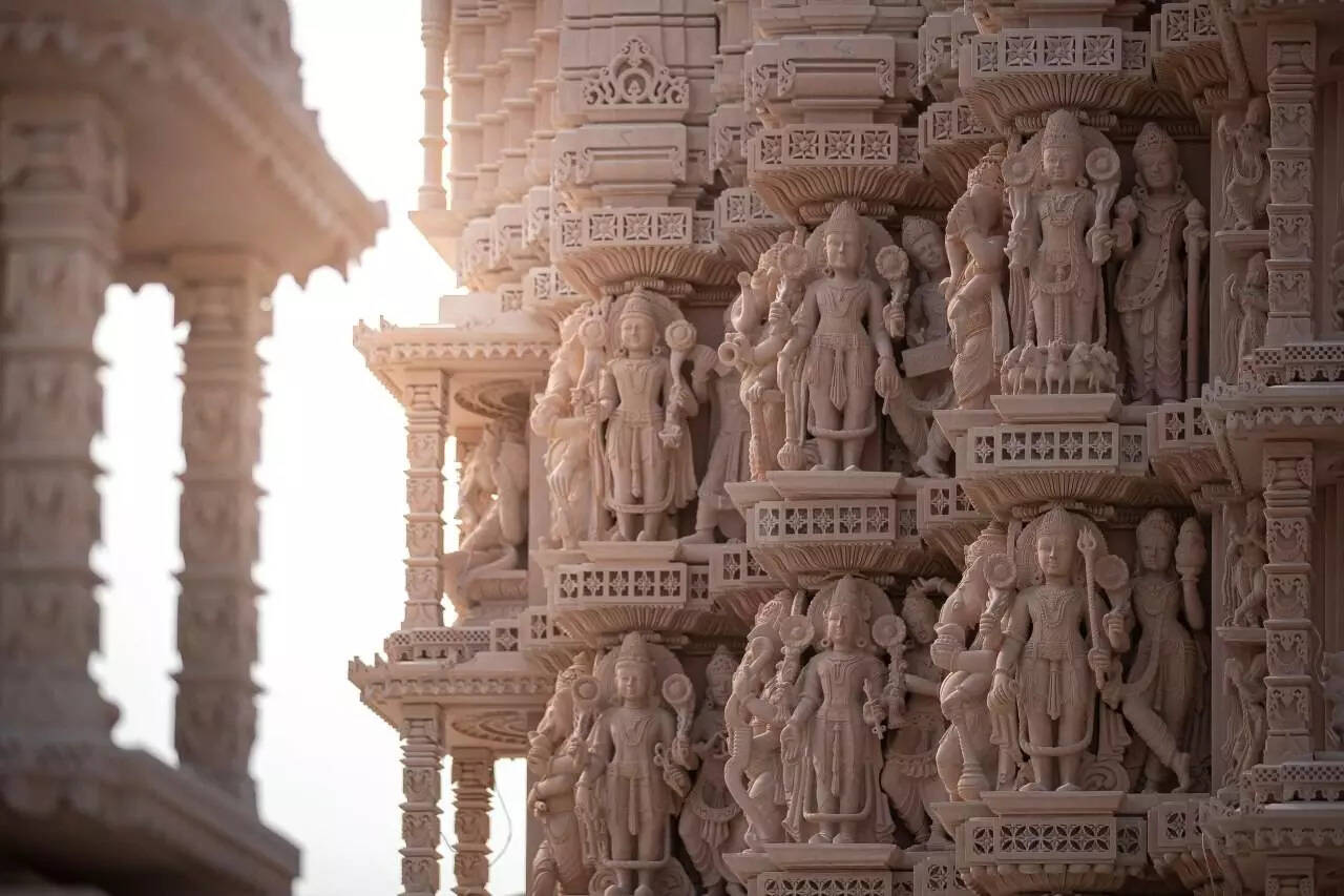 BAPS Hindu Mandir: Abu Dhabi's BAPS Hindu Mandir: All You Need To Know ...