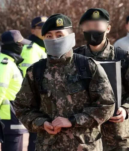 Bts V: BTS' V Gains Over 10 Kg 2 Months Into Military Service And ARMY ...