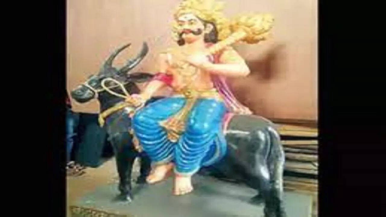 Hinduism in Japan and Japanese Version of Indian Deities