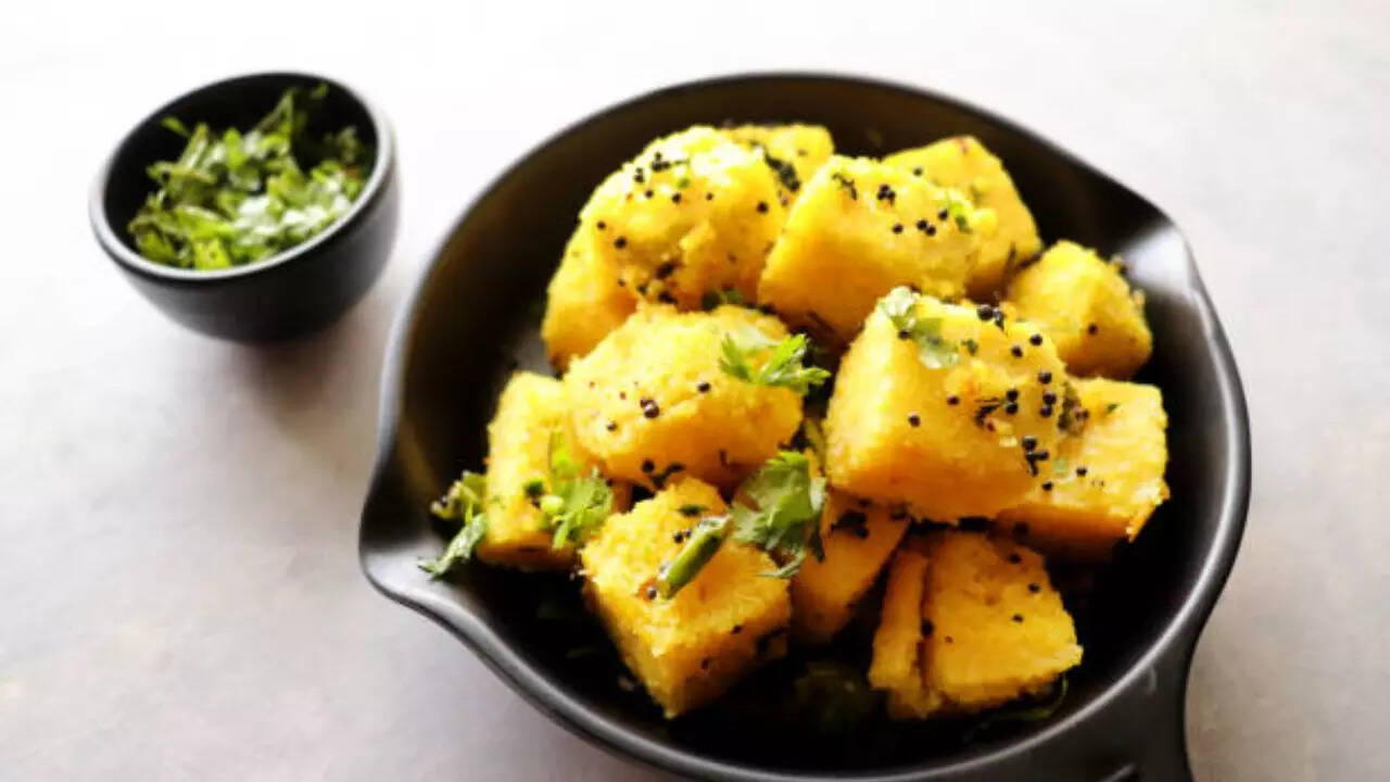 Steaming Hot: Do You Know These 8 Popular Indian Dishes Prepared ...