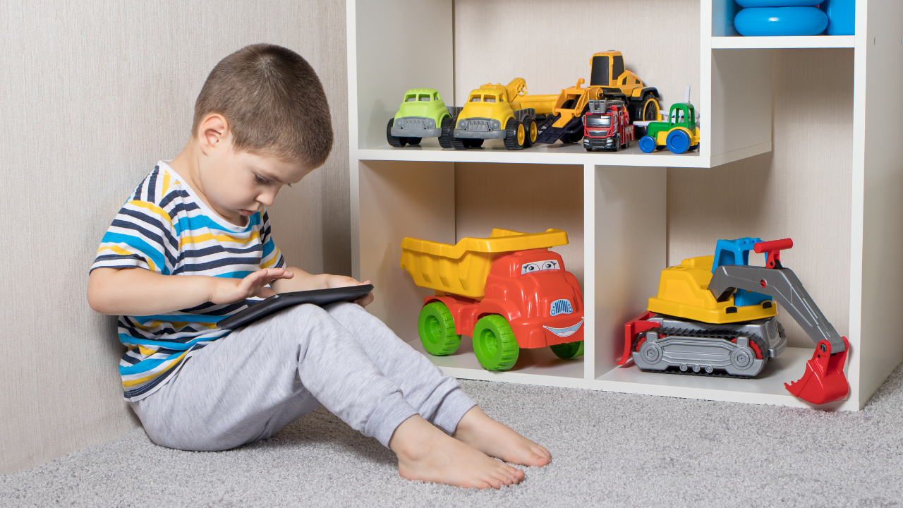 Is Your Child Screaming For More Screen Time? Here's How To Control The ...