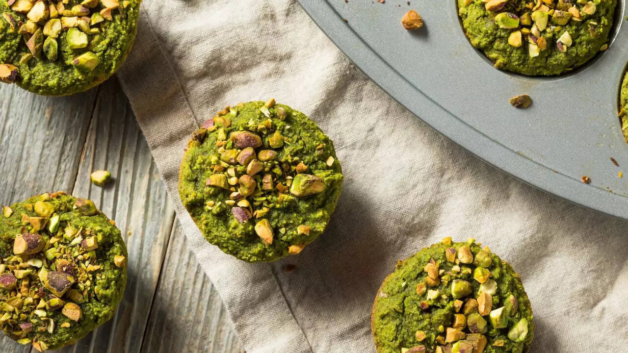 National Pistachio Day: 7 Nutty Desserts To Make With Pista | Food News ...
