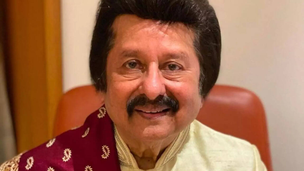 Pankaj Udhas: Journey from Aahat In 1980 To Winning Padma Shri; Iconic ...
