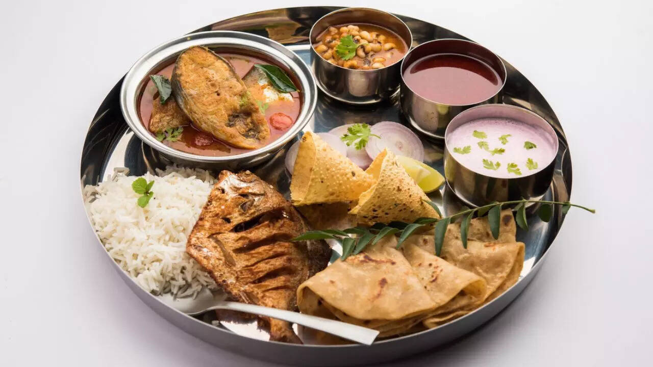 8 Spots In Mumbai For The Best Malvani Fish Thalis | Times Now