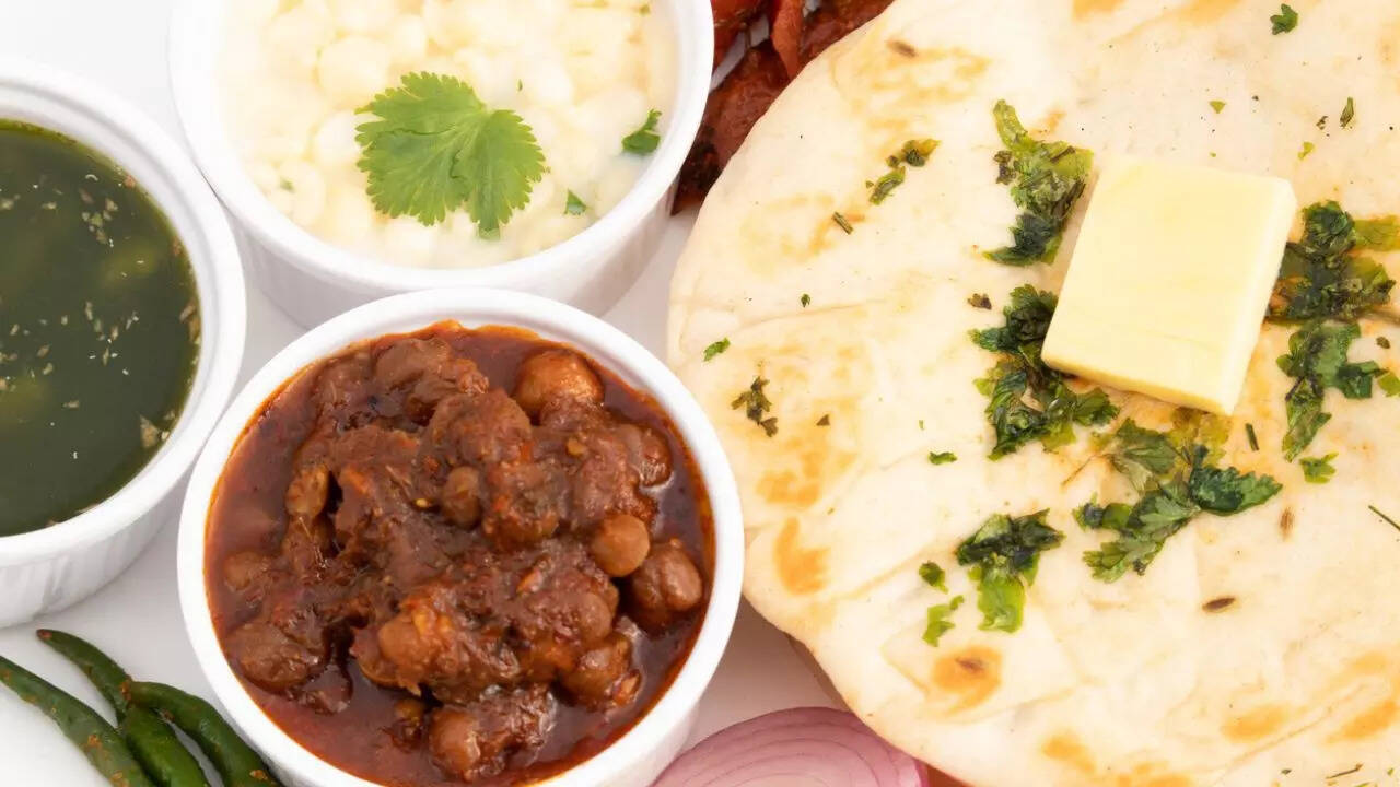 Best Places to Eat Amritsari Kulcha: Top 5 Best Places To Try in ...