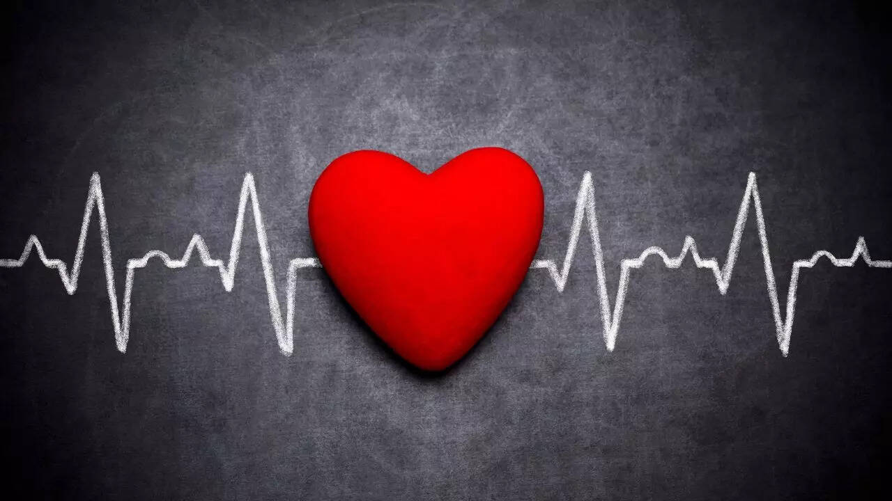 Heart Failure Symptoms: 7 Subtle Signs Of The Condition You Should Know