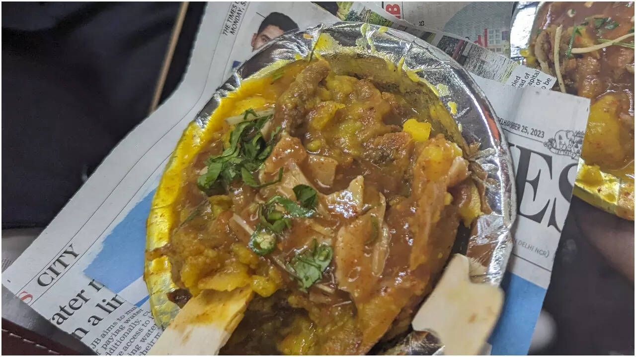 Jalebiwala to Jangbahadur Kachori -Walking the by-lanes of Of Old Dilli ...