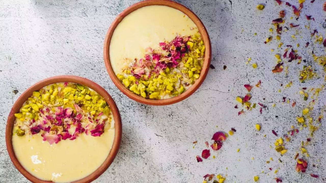 Holi Special Dishes By Chef Sarab Kapoor: Sweet Treats Paan Pannacotta ...