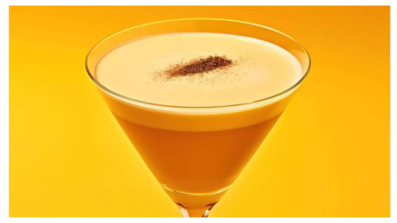 Holi Cocktail Recipes: Cocktail Recipes From From Thandai Martini To ...