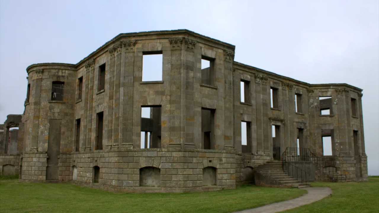 Top 10 Scariest Monuments Around the World You Can't Travel Alone