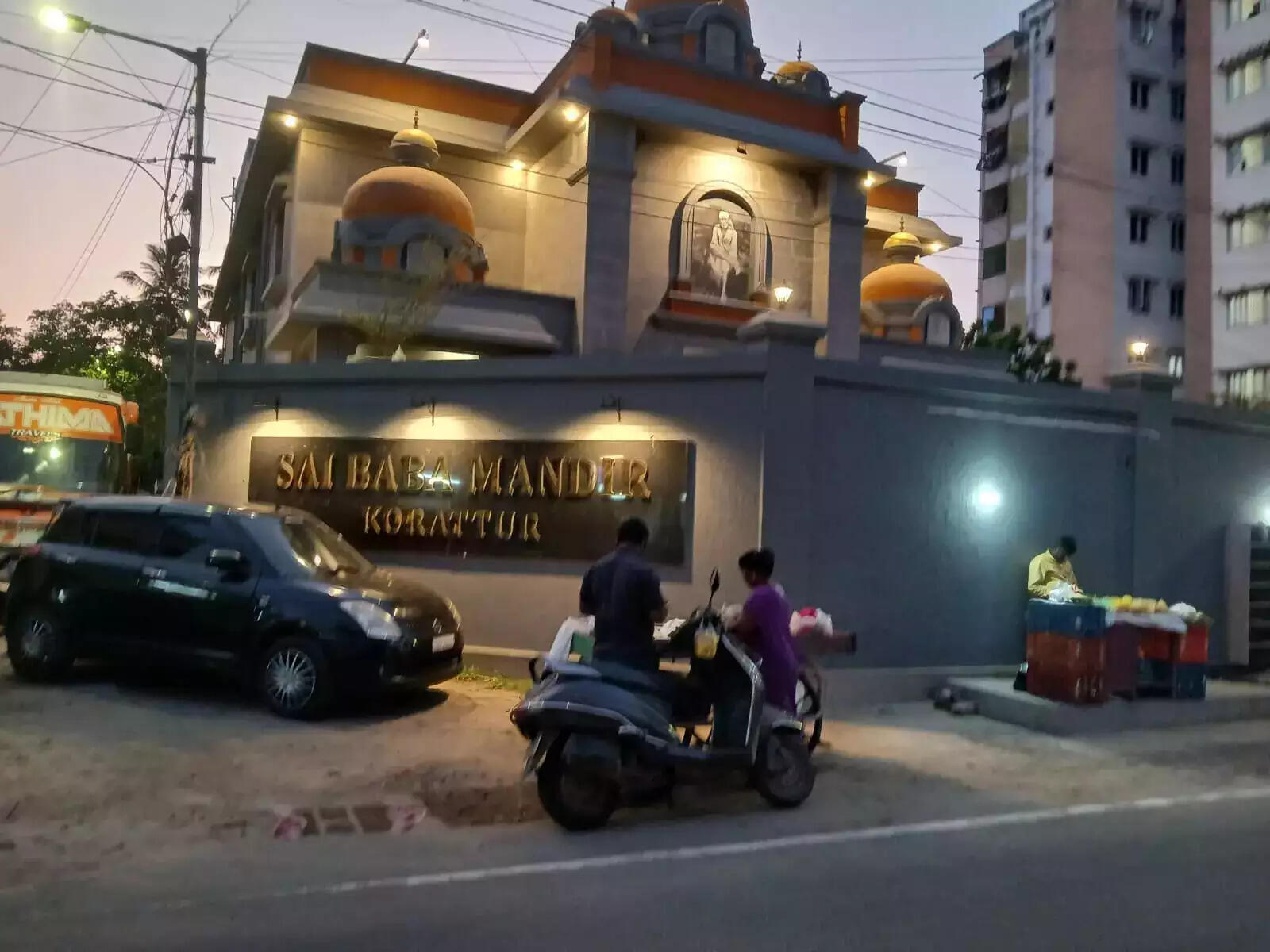 Vijay Saibaba Temple: சென்னையில் சாய்பாபா கோயில் கட்டிய விஜய் ...