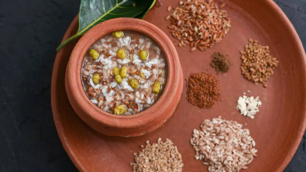 Char Dham Yatra 2024: Food Guide To Eat In Badrinath, Dwarka, Puri And ...