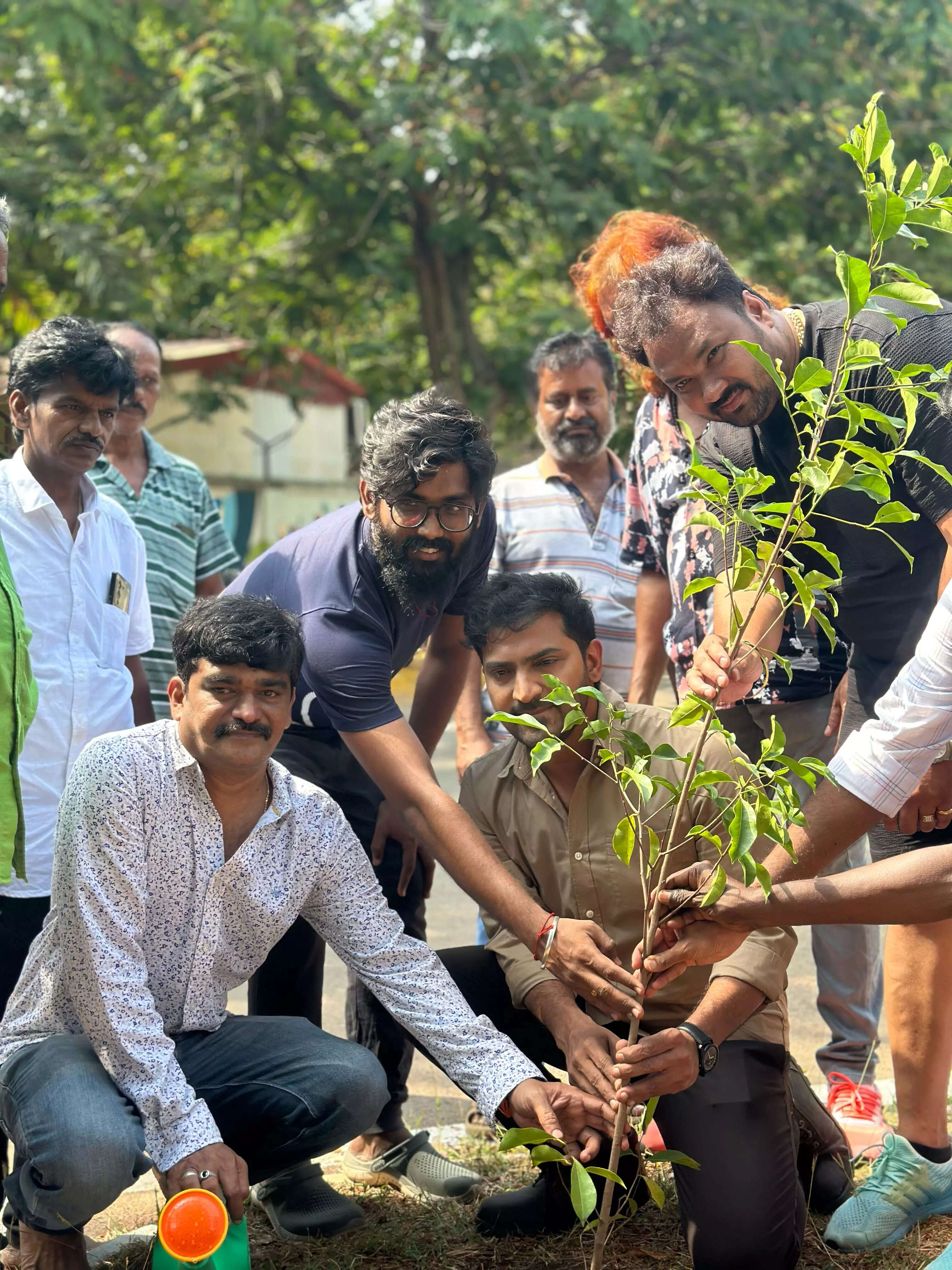 Vivek Cell Murugan: மறைந்த நடிகர் விவேக்கின் நினைவு நாளில் செல் முருகன் ...