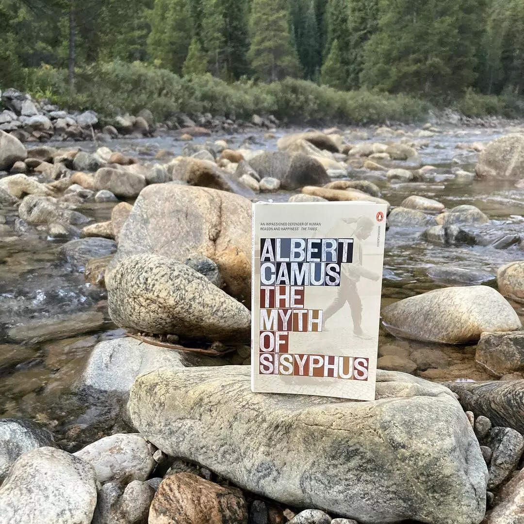 Best Philosophy Books: 12 Easy-to-Read Philosophy Books That Expand ...