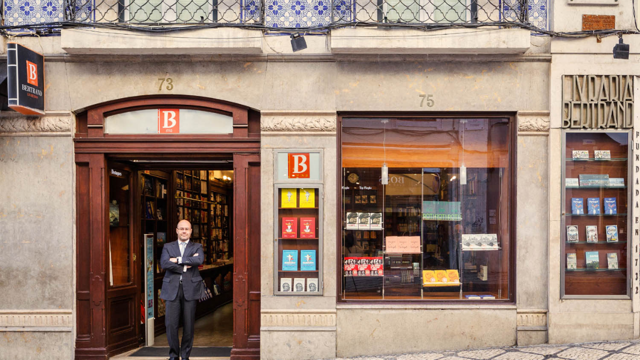 10 Oldest Bookshops In The World
