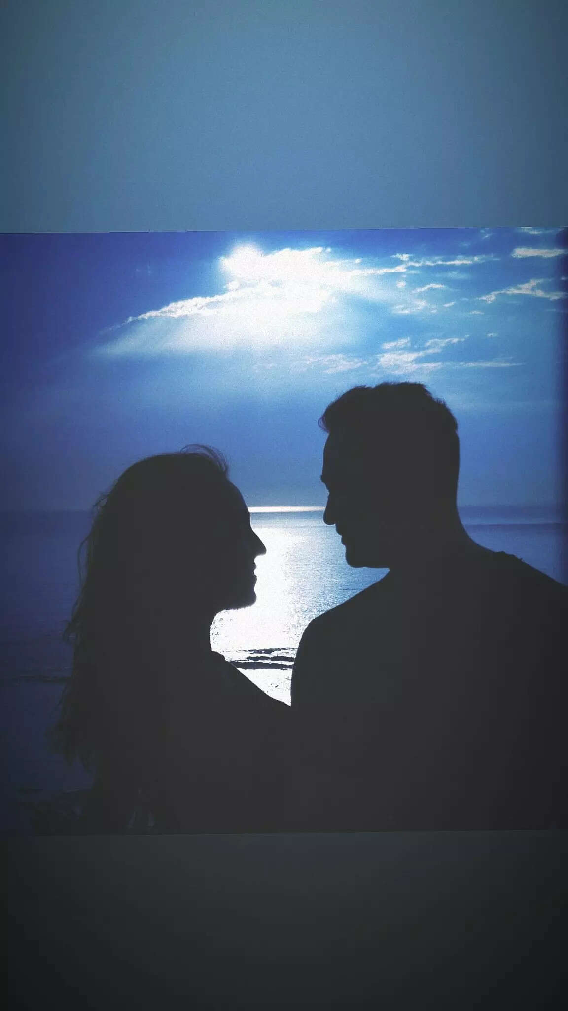 Imran Khan's Girl Friend Lekha Washington Drops 1st Romantic Pic And ...